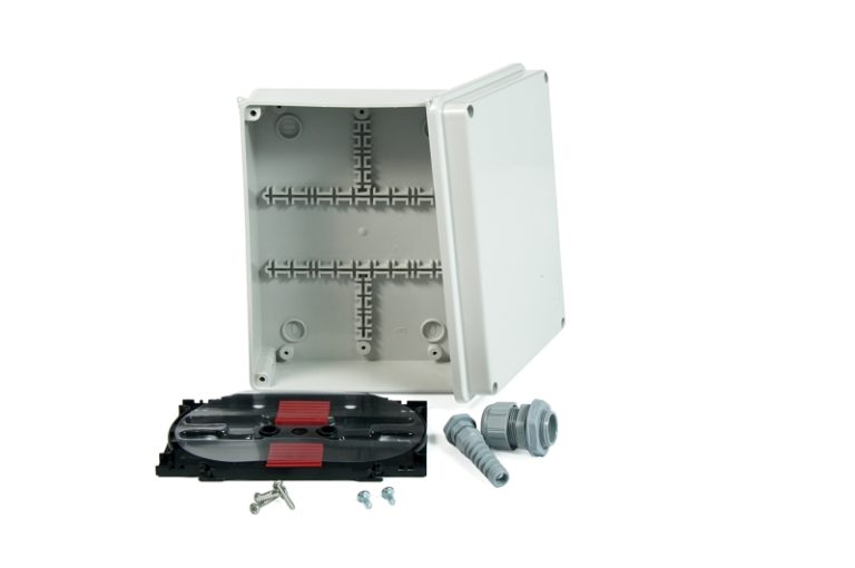 MEGAnet Cs SPLICE BOX COMP 190x145x70 - CFS